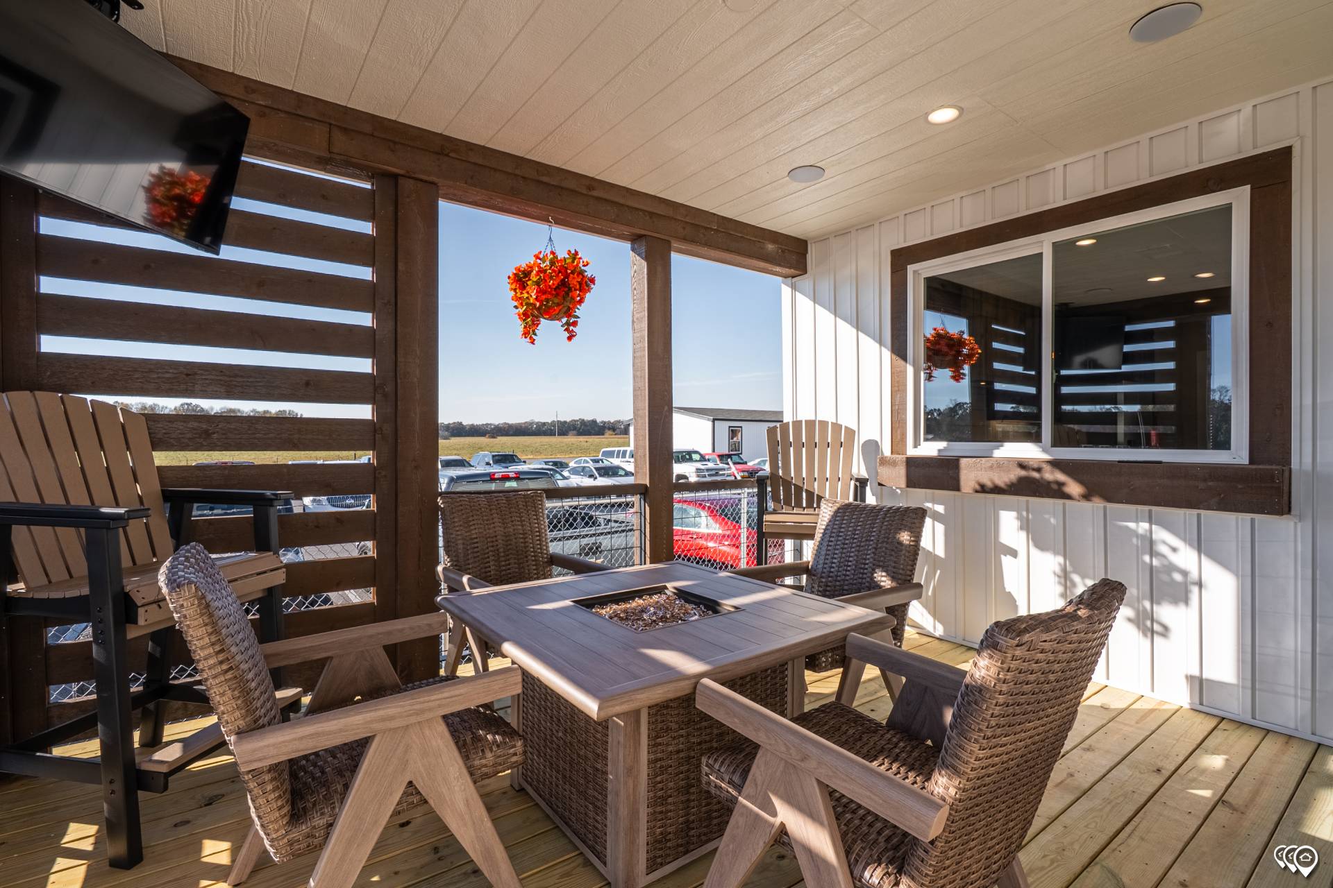 Creekside Series / The Hangout CS-3263 by HomeMax - ManufacturedHomes.com